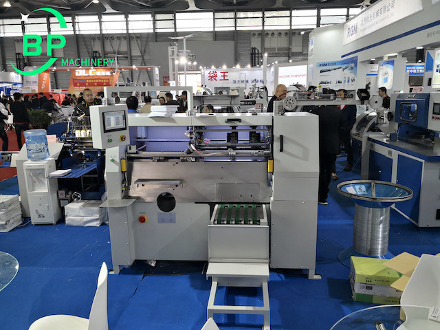 Semi Automatic Metal Spiral Binding Machine SSB420 For Notebook with ...